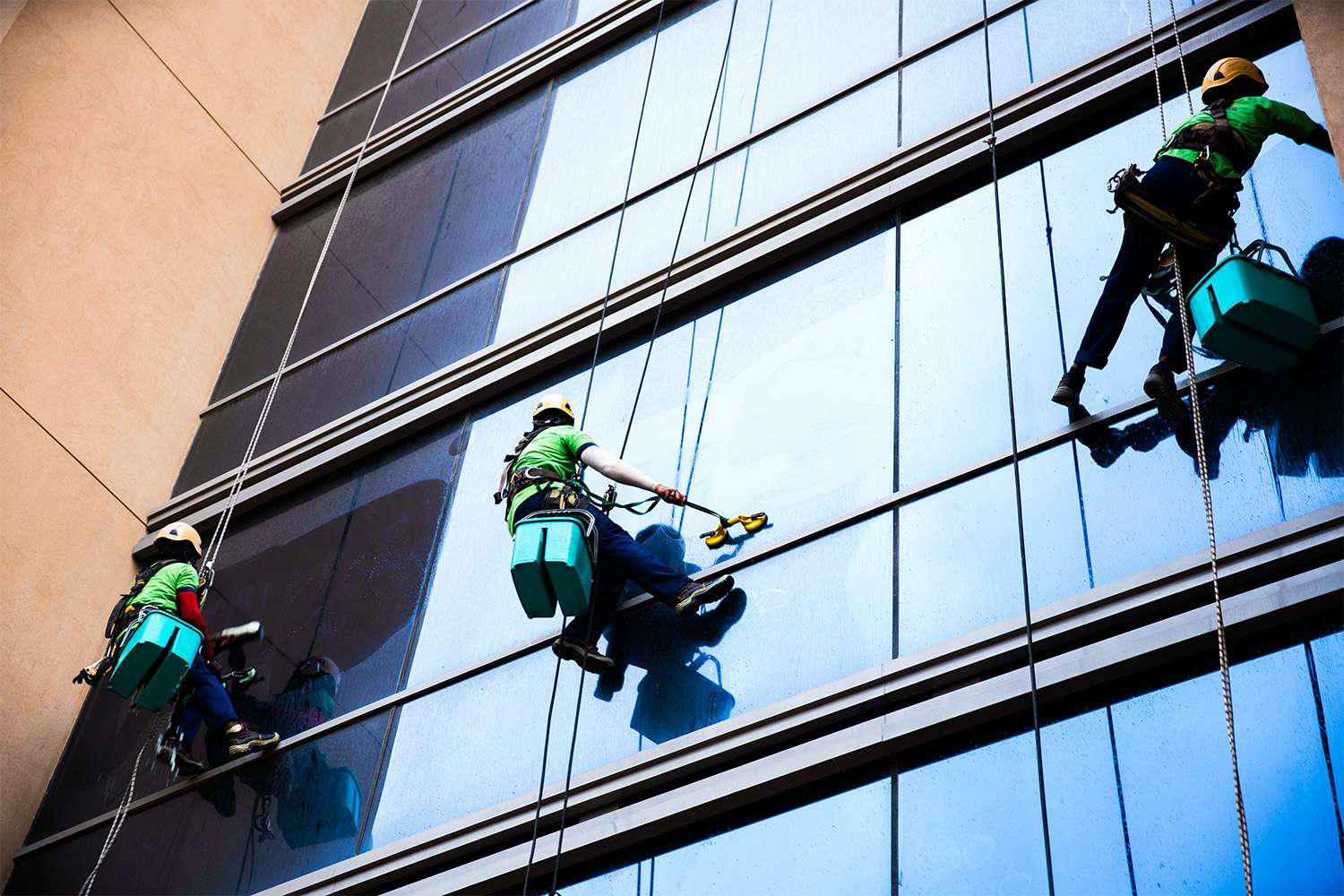 Rope Access in Dubai | Rope Access Cleaning Services Dubai
